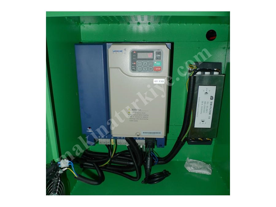 BU500 V (500 Ton) Çift Plakalı Plastik Enjeksiyon Makinesi Borche BU500 ...