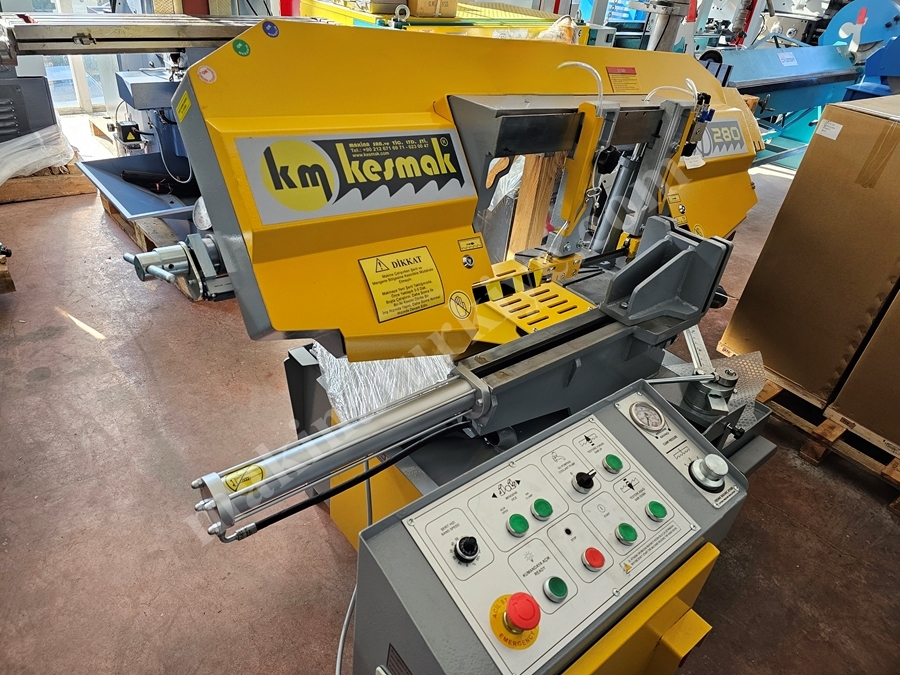 Rotating Arbor Semi-Automatic Band Saw Machine Kesmak KMY DG 280 ...