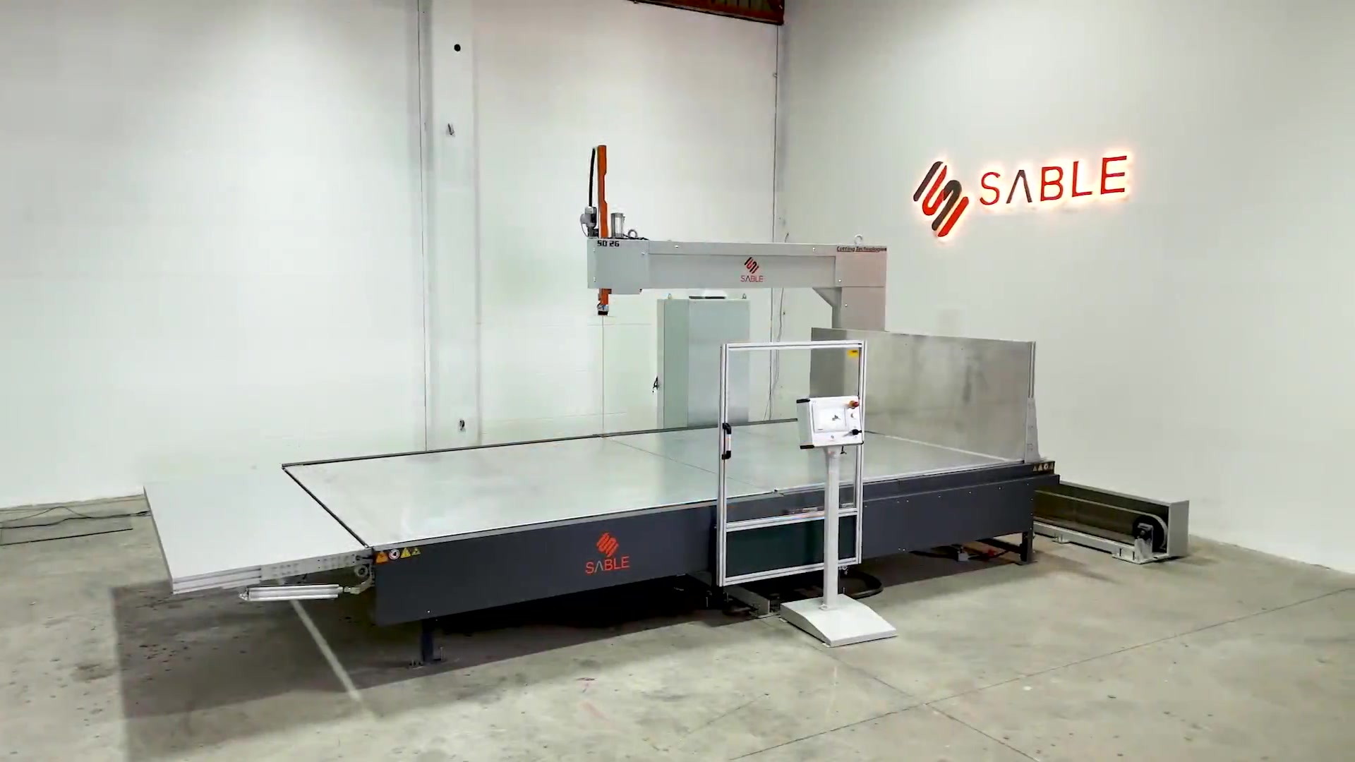 Otomatik Dikey Sünger Kesim Makinası Video | makinaturkiye.com